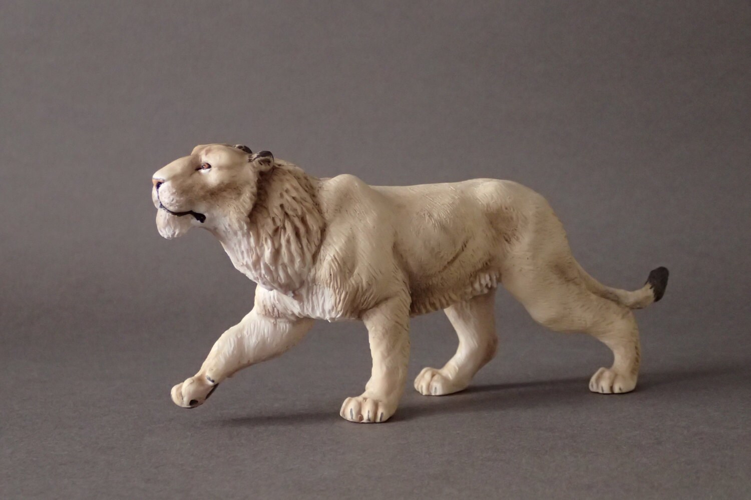 Male Cave Lion Model (panther Spelaea) 1:20 Scale/resine/hand Painted ...