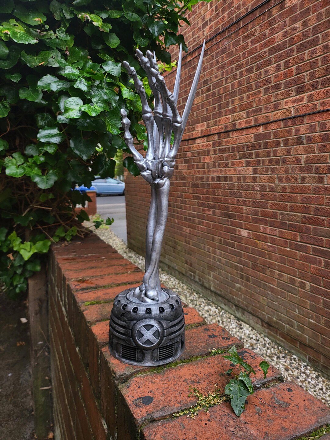1:1 Wolverine Trophy Arm Replica - Etsy