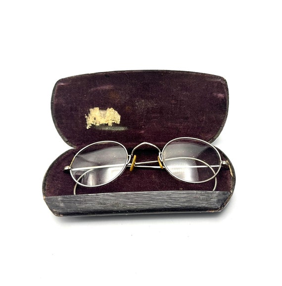 Victorian Engraved Spectacles in Original Case — Work… - Gem