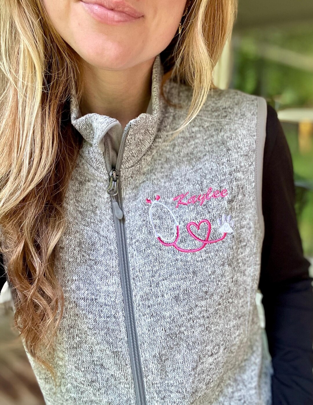 Personalized Vet Tech Vest: Embroidered Paw Print Stethoscope ...