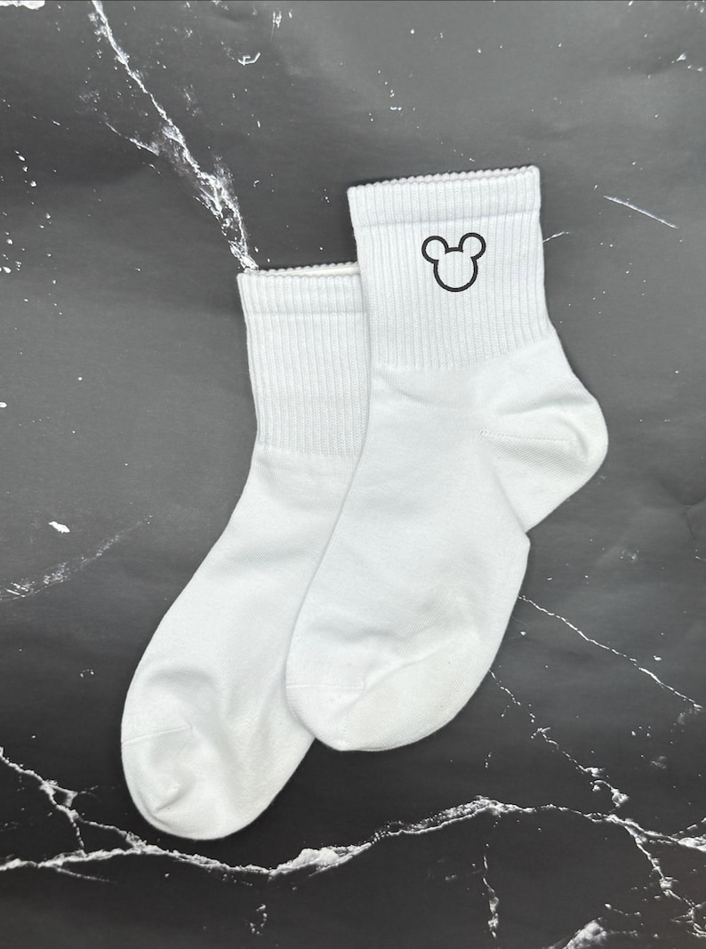 Disney Socks Minnie and Mickey Mouse Crew Socks Embroidered Mickey ...