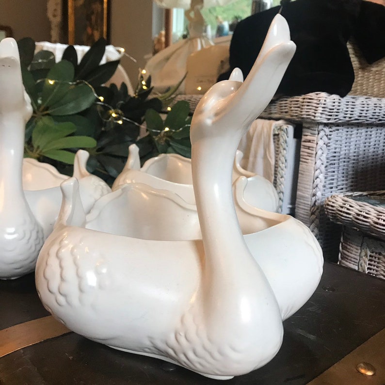 Set of 3 Large Vintage Hull Swans 1960s - Etsy