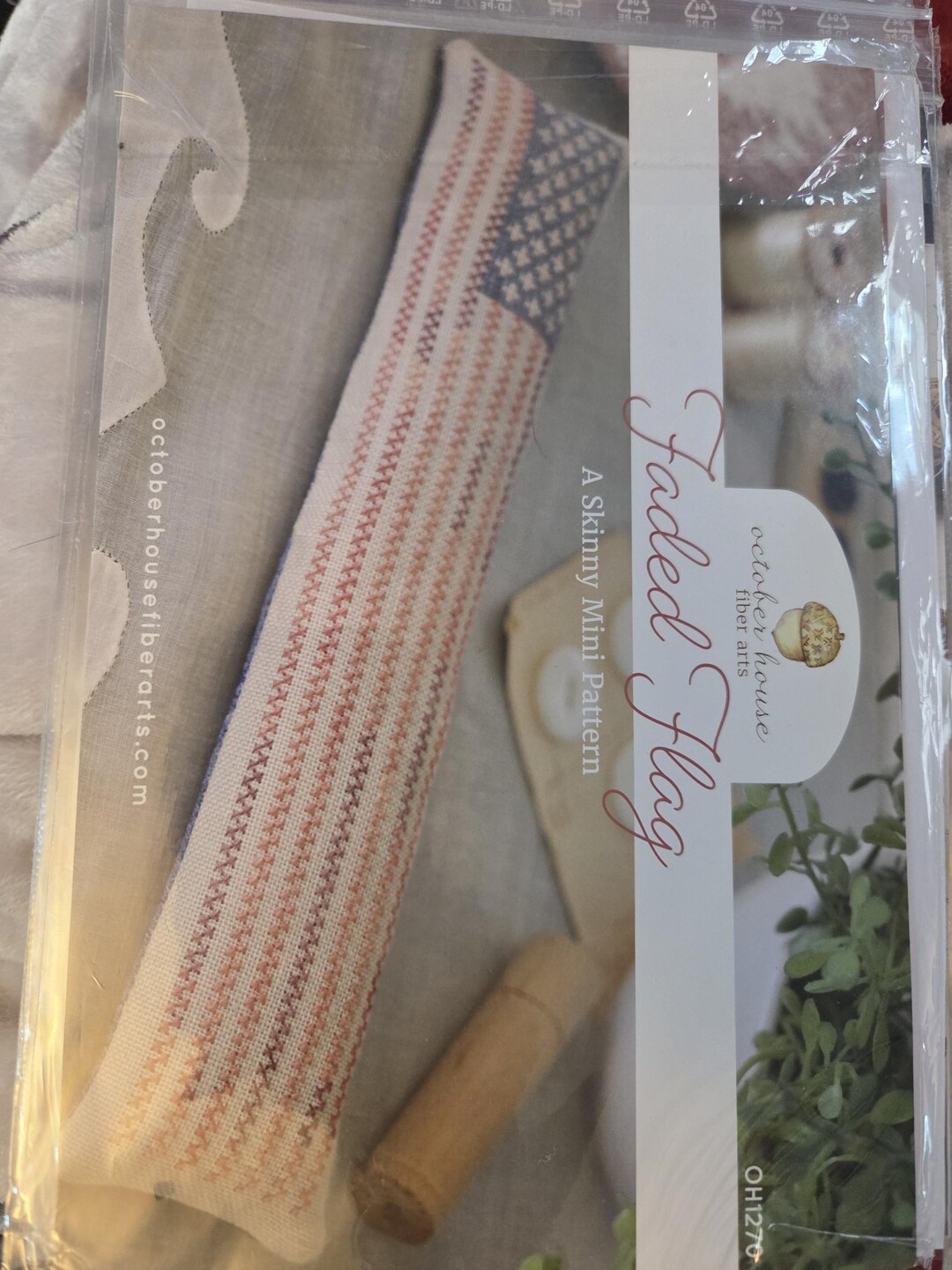 October House Faded Flag Stitch Pattern. FREE SHIPPING. Good Condition ...