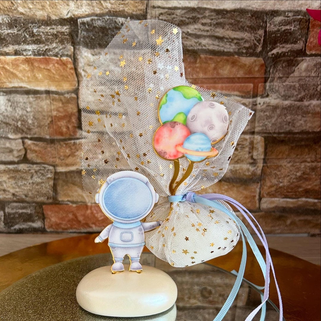 Astronaut on Pebble Favors Balloons Baptism Ornament Souvenirs Greek ...