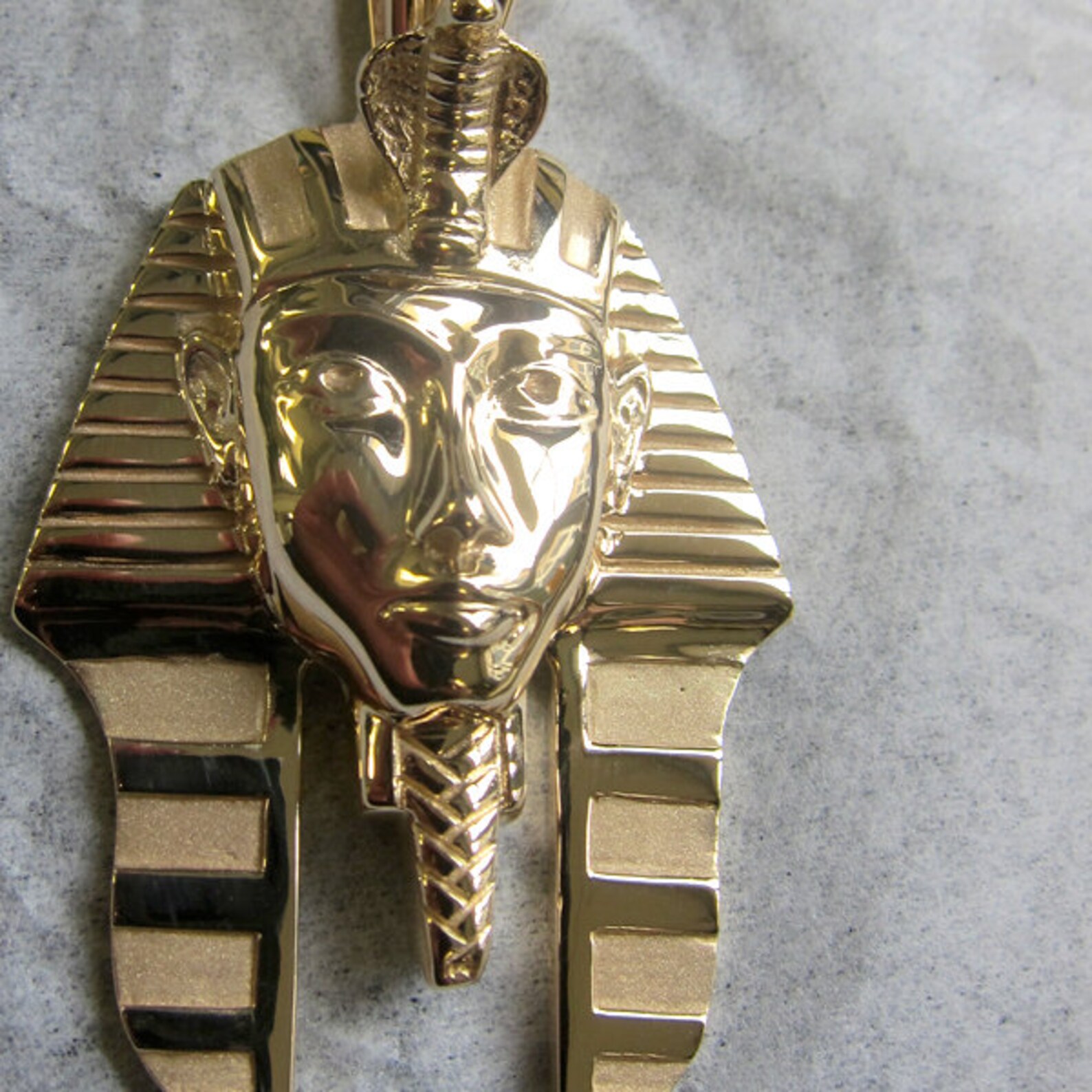14k Gold Pharaoh Pendant - Etsy