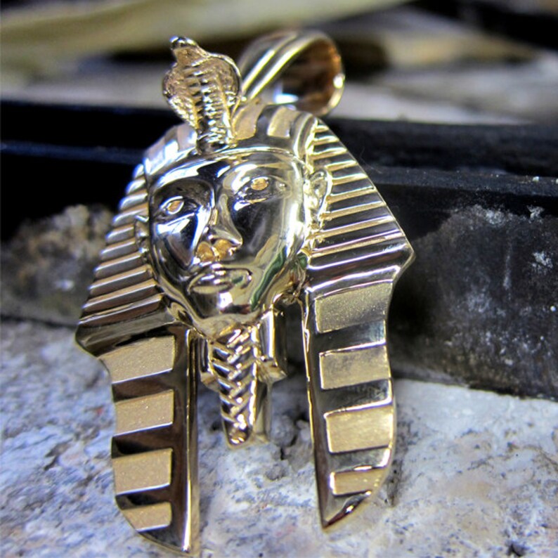 14k Gold Pharaoh Pendant - Etsy