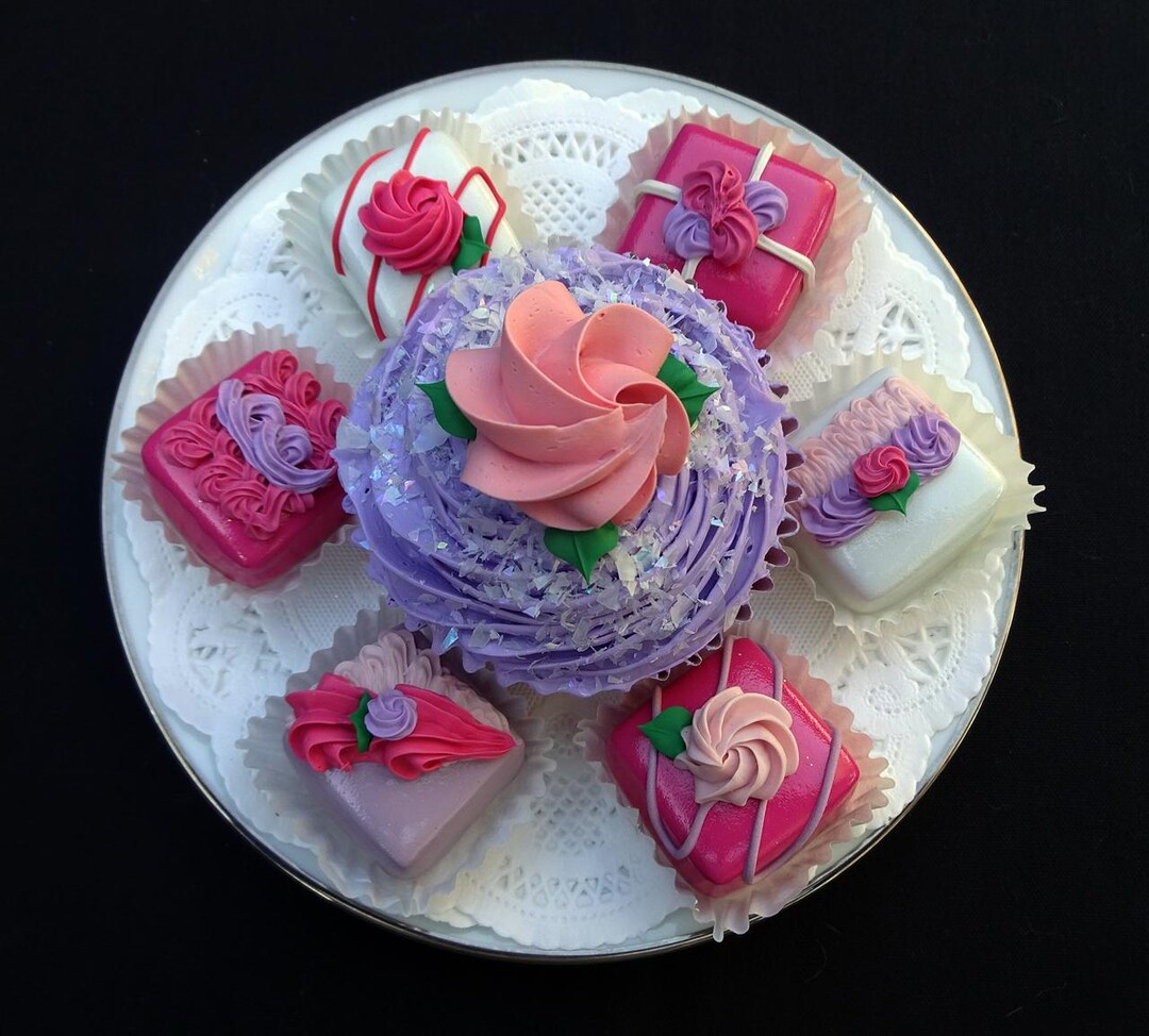 7 Pc Fancy Fakes Cupcake Set in Pastels - Etsy