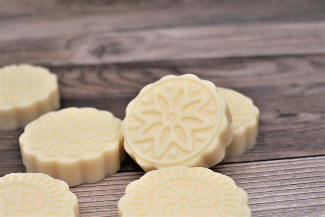 Cocoa & Lavender Blossom Solid LOTION BAR With Cocoa Butter, Illipe Butter, Candelilla Wax, Dry ...