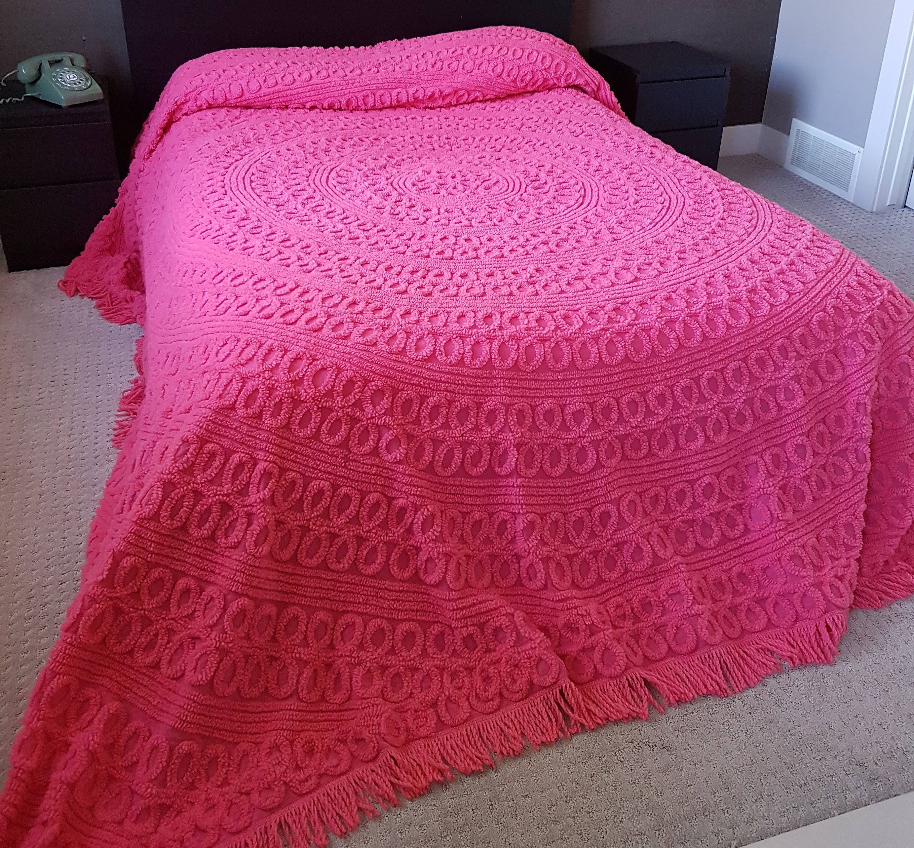 Vintage Hot Pink Chenille Bedspread, Retro Coverlets, Fringed, Full ...