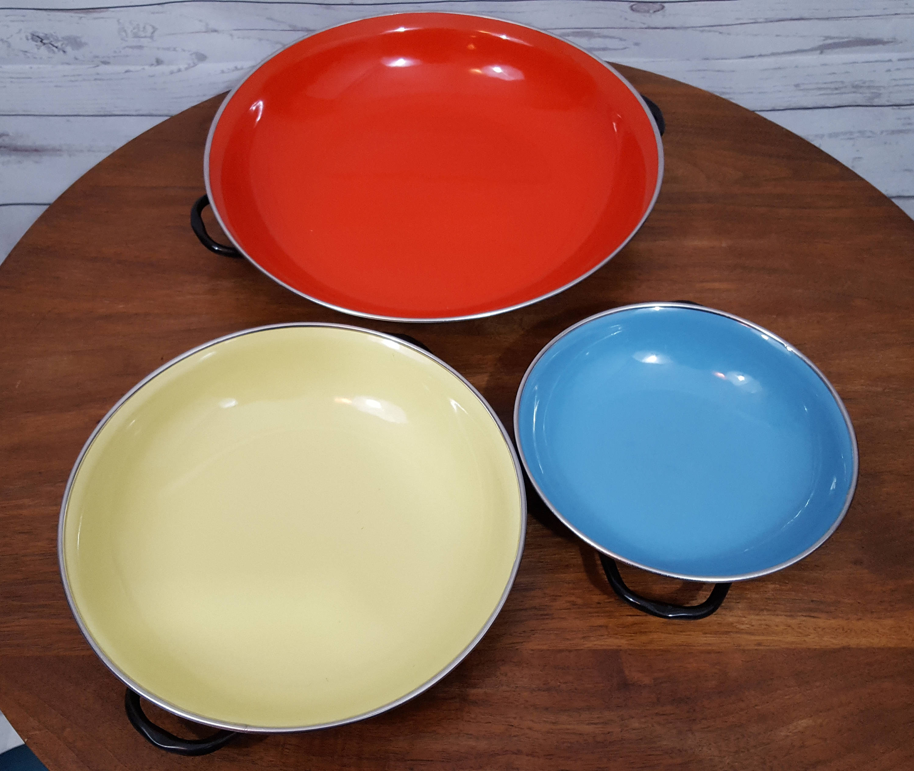 Enamel Sizzle Saute Nesting Pans or Skillets by EMO FRITE, Serving ...