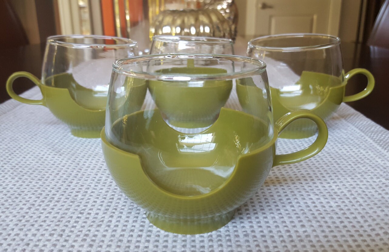 Pyrex Ware, Hot & Cold Drinkup Mugs, Avocado Green Plastic Holders ...