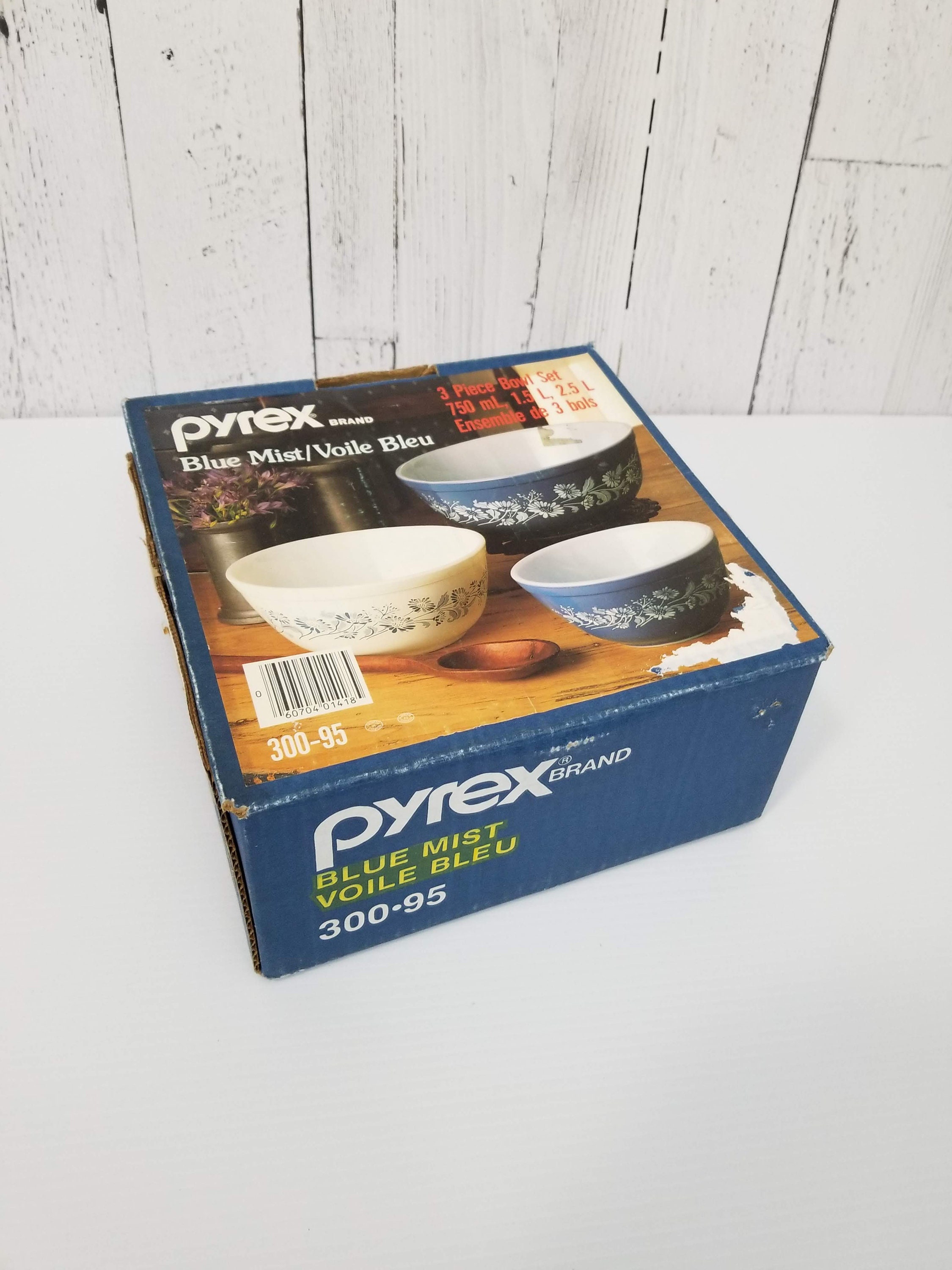 Pyrex Colonial Mist Bowls, Set of 3 in Original Box, 401, 402, 403 ...