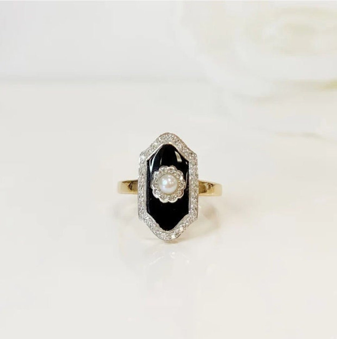 Art Deco Style Ring in 9ct Yellow Gold Set With Onyx, Pearl & Diamonds ...