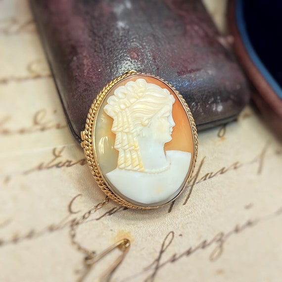 Antique Edwardian Lady Portrait Cameo Brooch - Gem