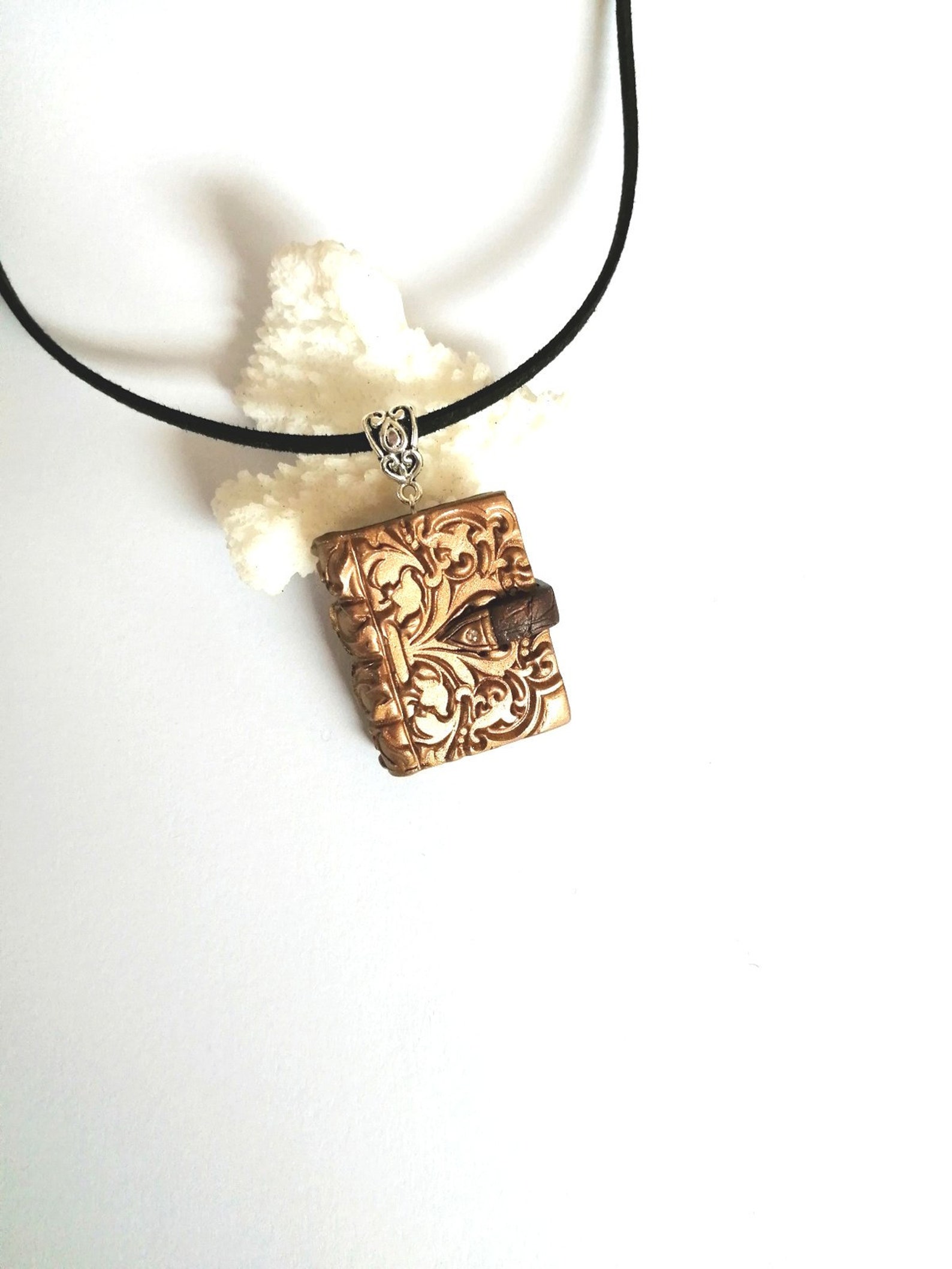 Book Necklace Mini Book Necklace Book Lover Gift Bookworm Gift ...