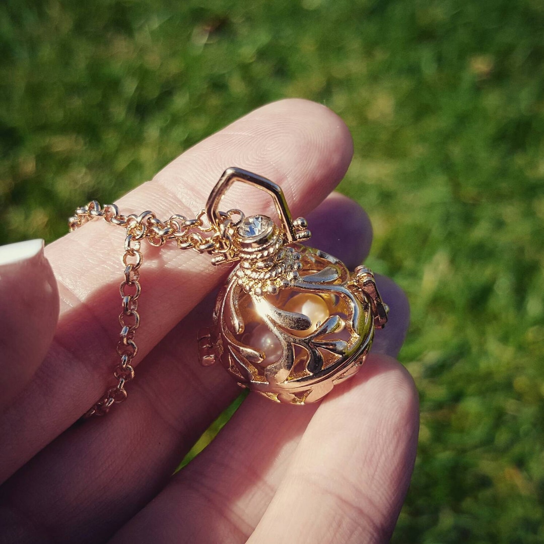 Pick a Pearl Cage Necklace, Pick a Pearl Disney, Epcot Japan, Hawaii ...