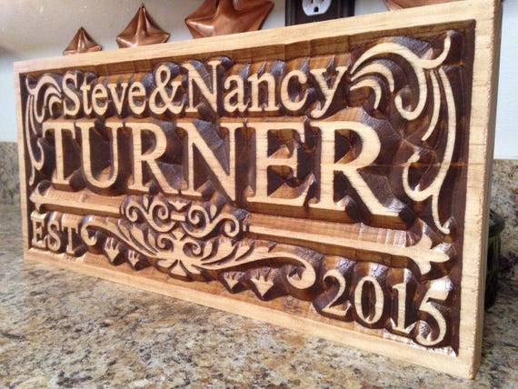 Wood carving wedding gifts | Beachweddingtips.com