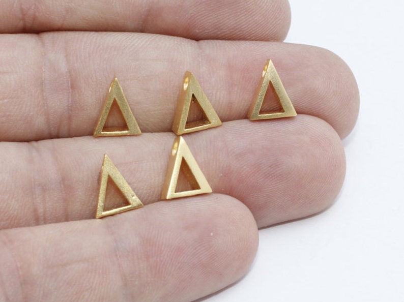 7x9mm 24k Matt Gold Delta Letter, Delta Letter, Greek Letters, Delta ...