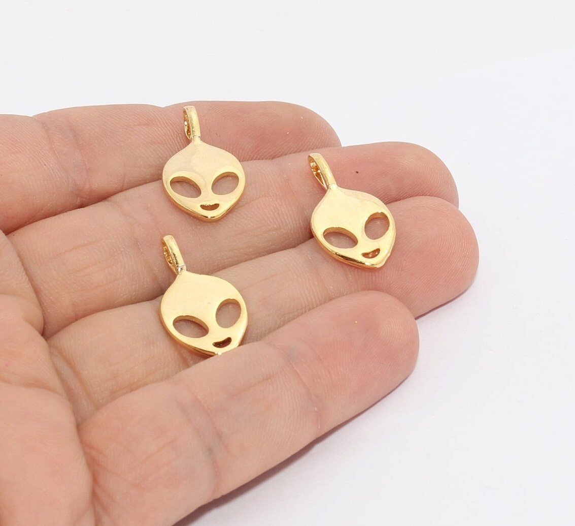 12x22mm 24k Shiny Gold Alien Charm Alien Head Charm UFO | Etsy UK