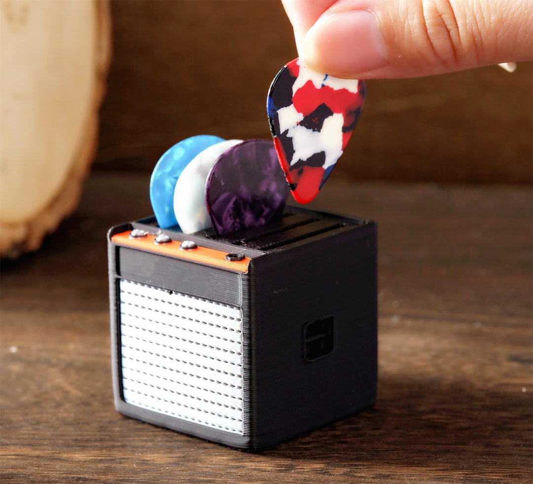 Custom Guitar Pick & Plectrum Holder Organizer Storage Case Custom ...