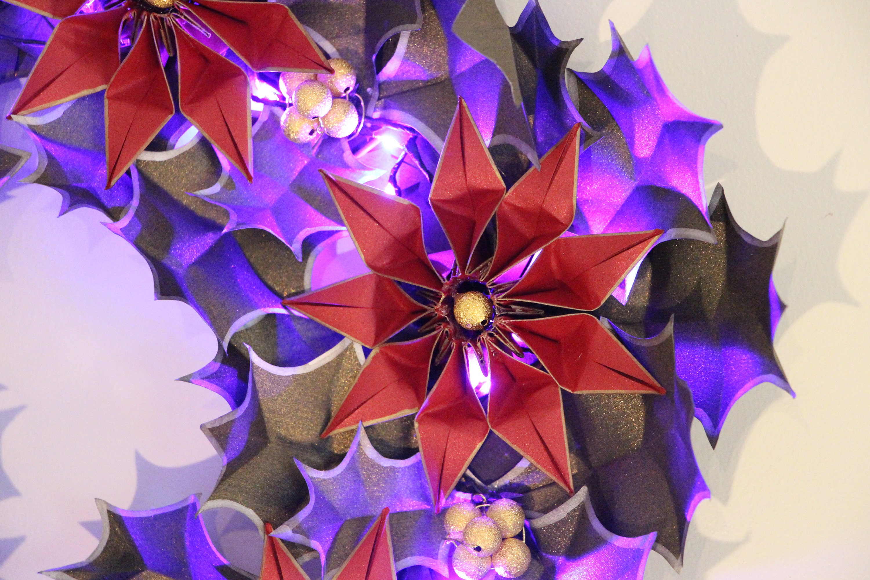 Christmas Origami Poinsettia Wreath With Fairy Light, Paper Flower With ...