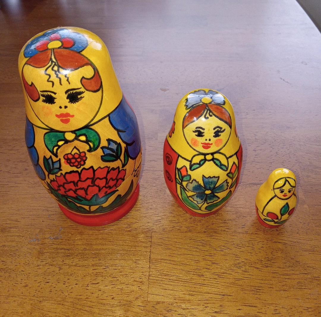 Vintage Russian Wooden Hand Painted Nesting Egg Dolls 3 - Etsy