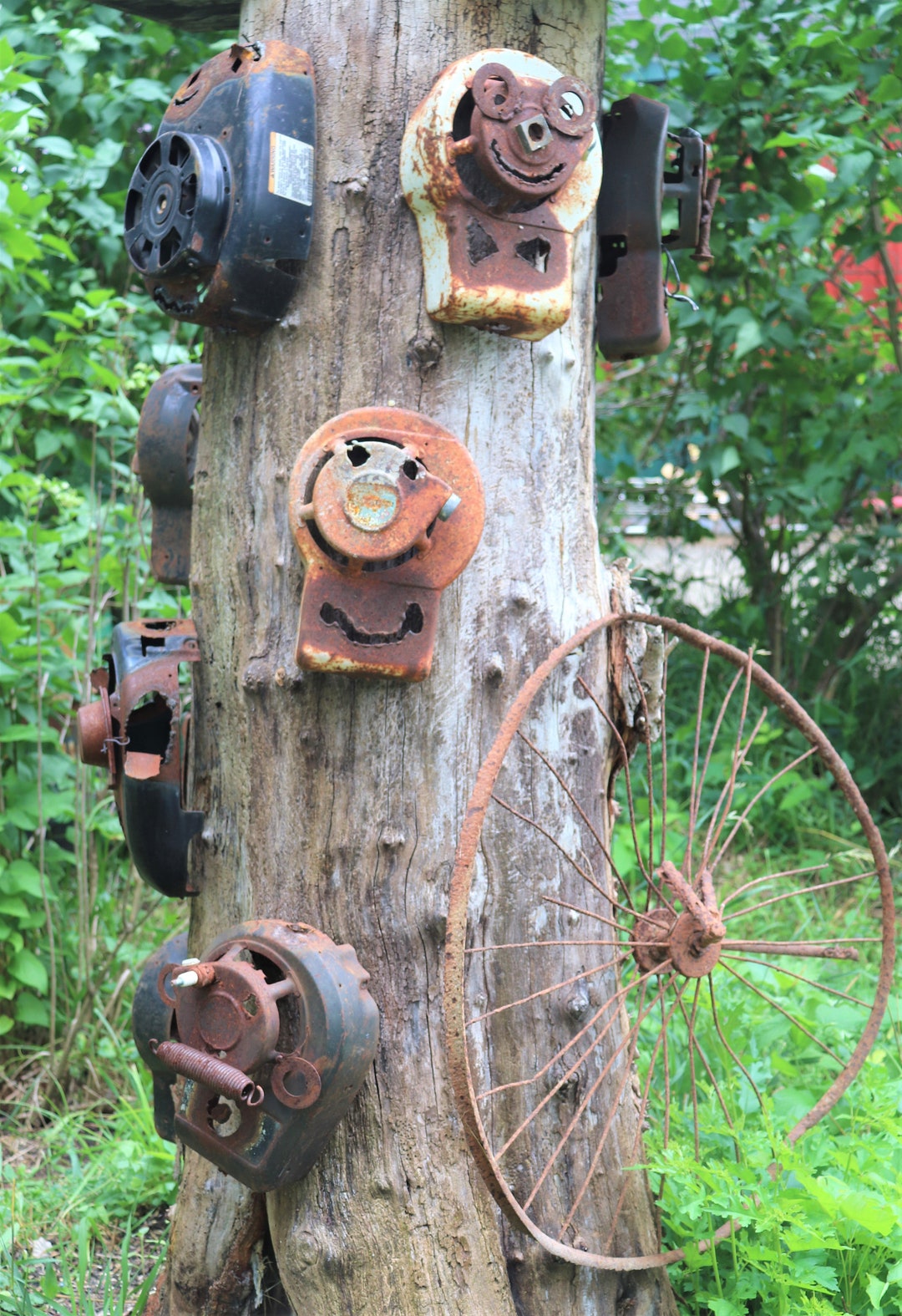 Comical Welded Metal Faces Patio Wall Yard Garden Art Meter Maid ...