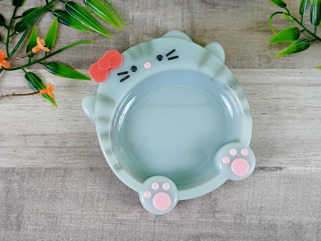 Chonky Gray Tabby Kitty Resin Trinket Tray | Ring Dish | Kawaii Gift ...