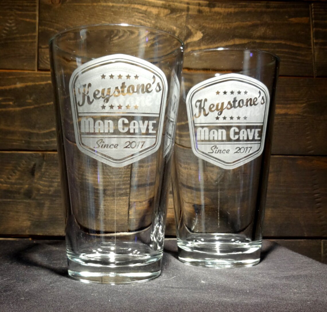 Custom Pint Glasses With Retro Style Pub Label Etched Glass - Etsy