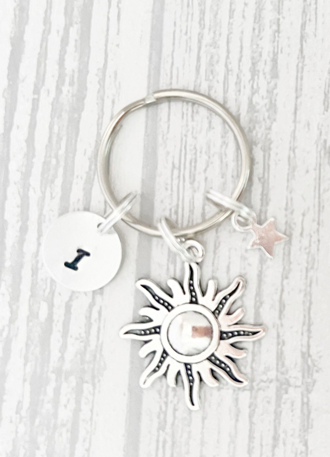 Personalised Sun Keyring, Moon and Stars, Friends, Mum, Nan, Sister ...