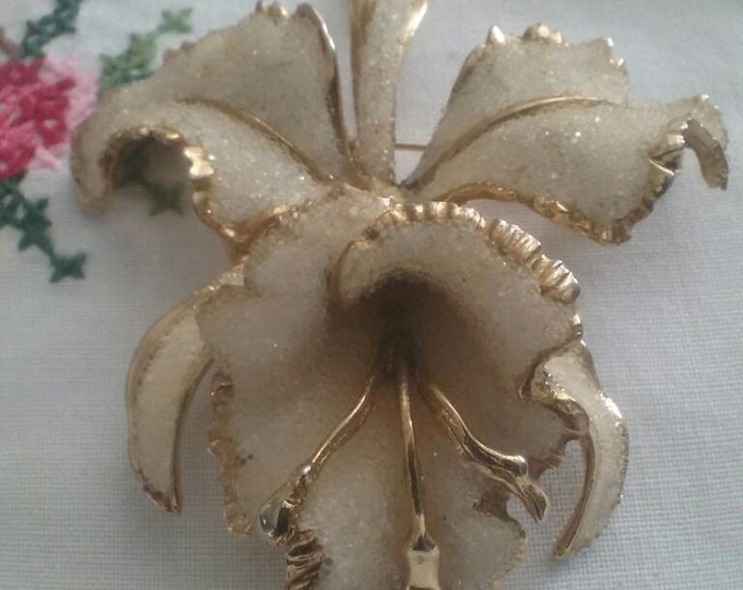 Vintage Elizabeth Reimer Arcansas Big Orchid Flower Brooch - Etsy Australia