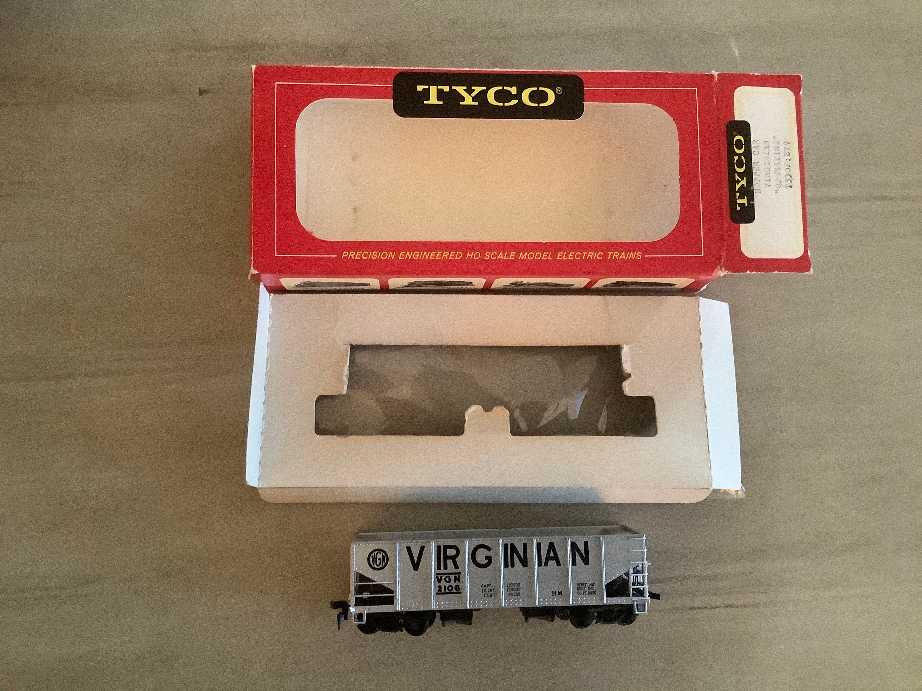 Tyco HO Scale Electric Train Set 1968, 5 Cars, Tracks Complete, Pins ...