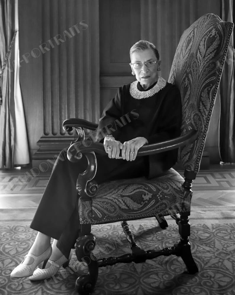 RUTH BADER GINSBURG 5x7 or 8x10 Black & White Photo Print - Etsy