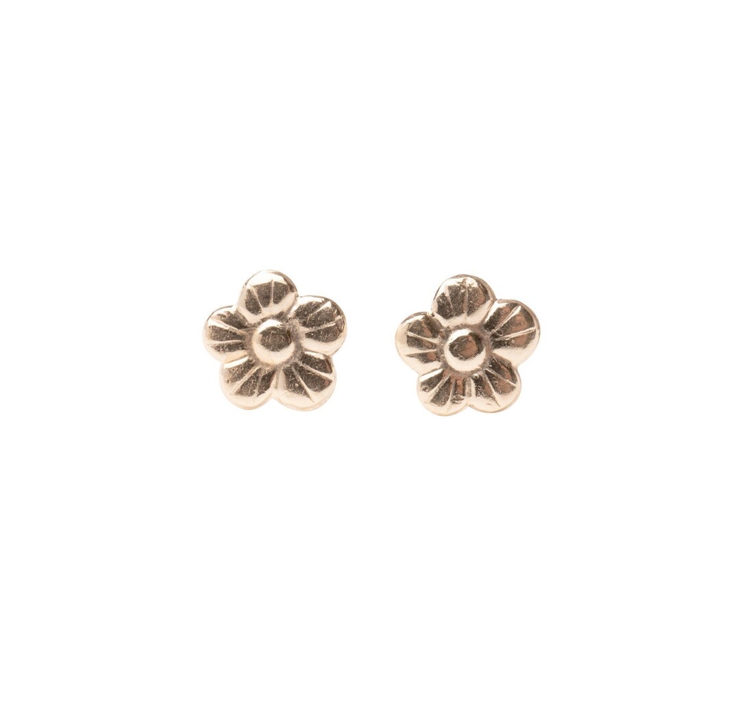 14k Gold Filled Flower Stud Earrings: 5mm Daisy Studs - Etsy