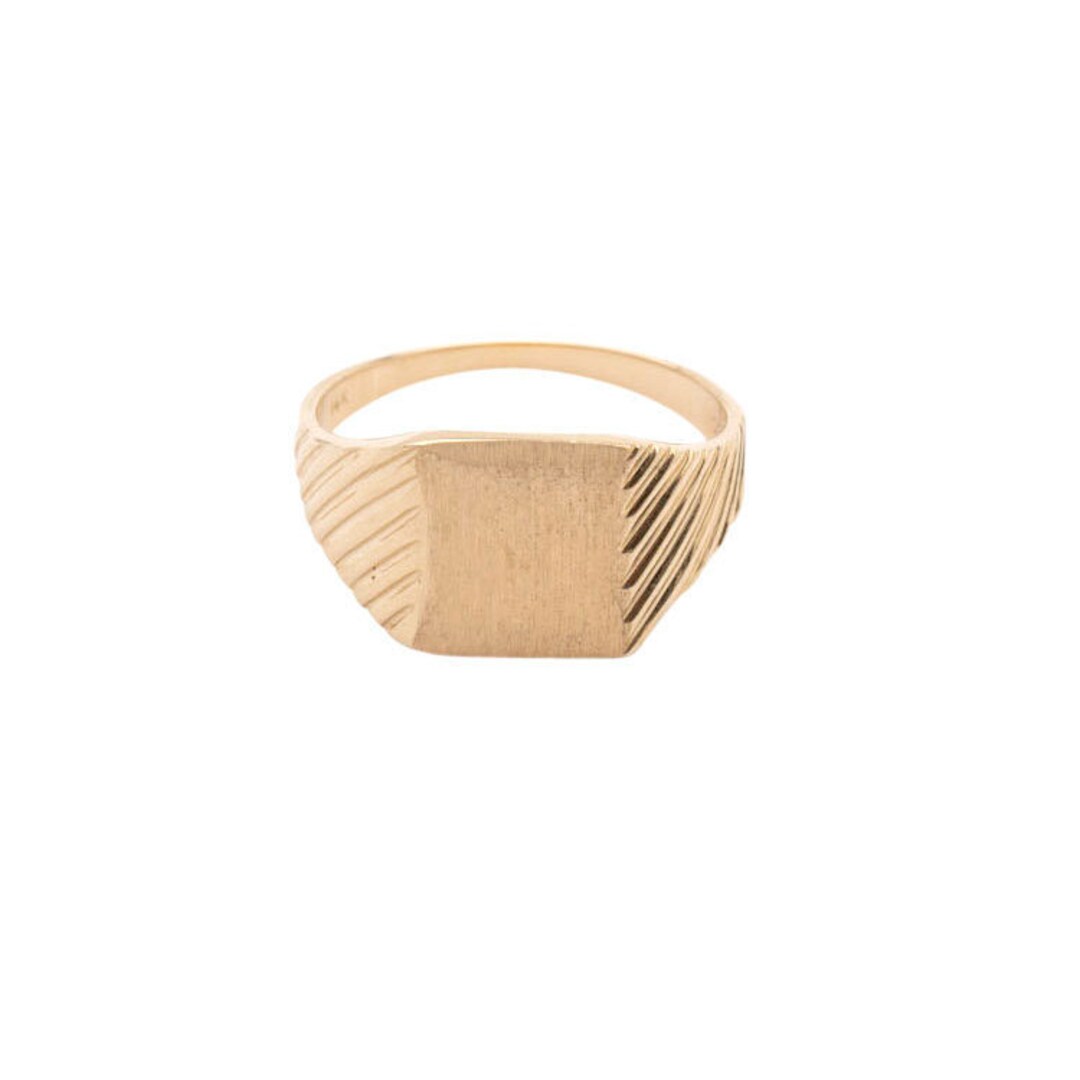 14k Solid Gold Square Signet Ring, Custom Engraving Available - Etsy