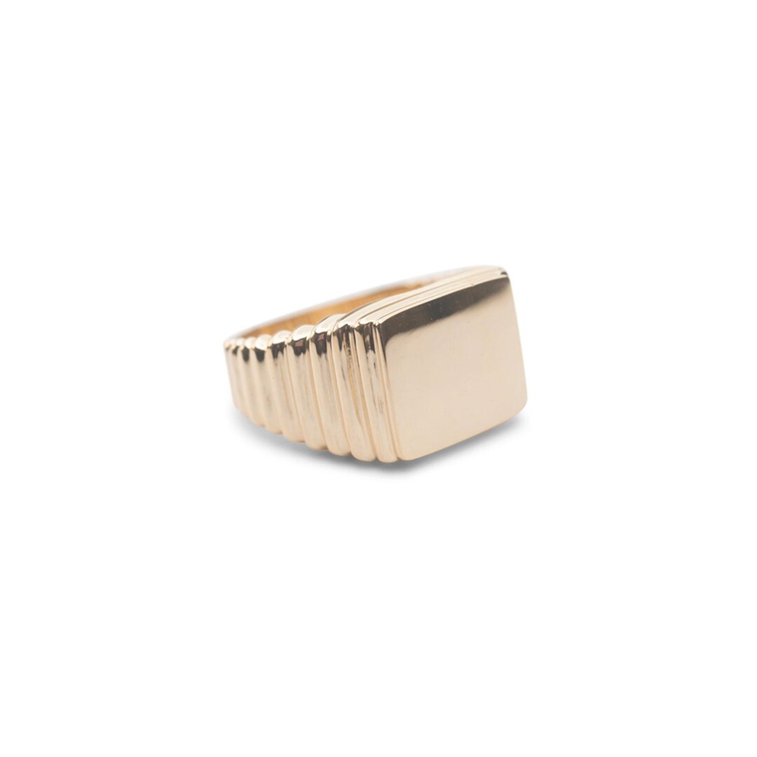 14k Pyramid Signet Ring - Etsy