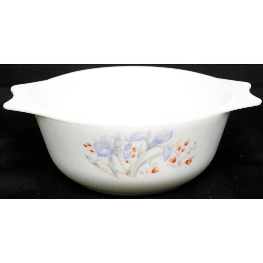 1980's Vtg 6" Pyrex England Blue Iris Floral Pattern White Casserole ...