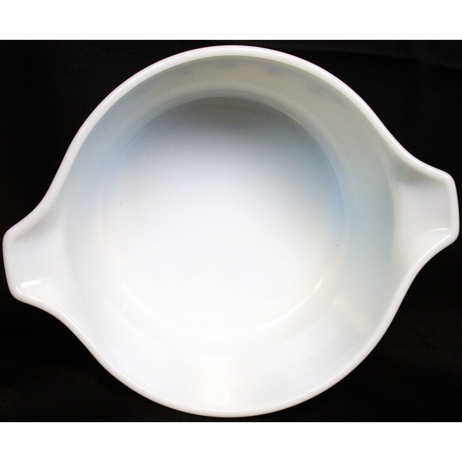 474 PYREX White Casserole Dish White Blue Snowflake Trim 1.5 Qt NO LID ...