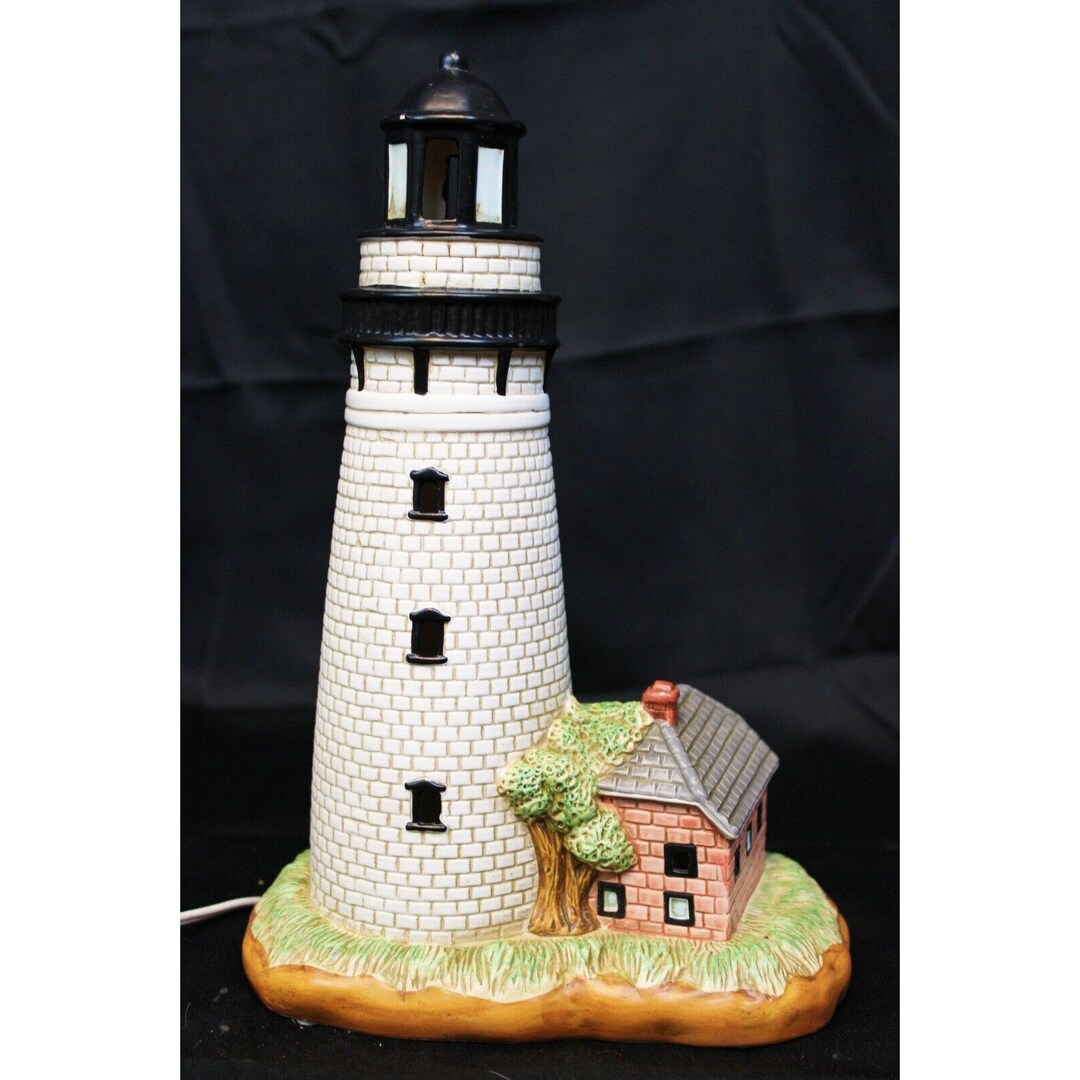 VTG 1993 Lefton Lighthouse St Simons Island Ocean Night Light up ...