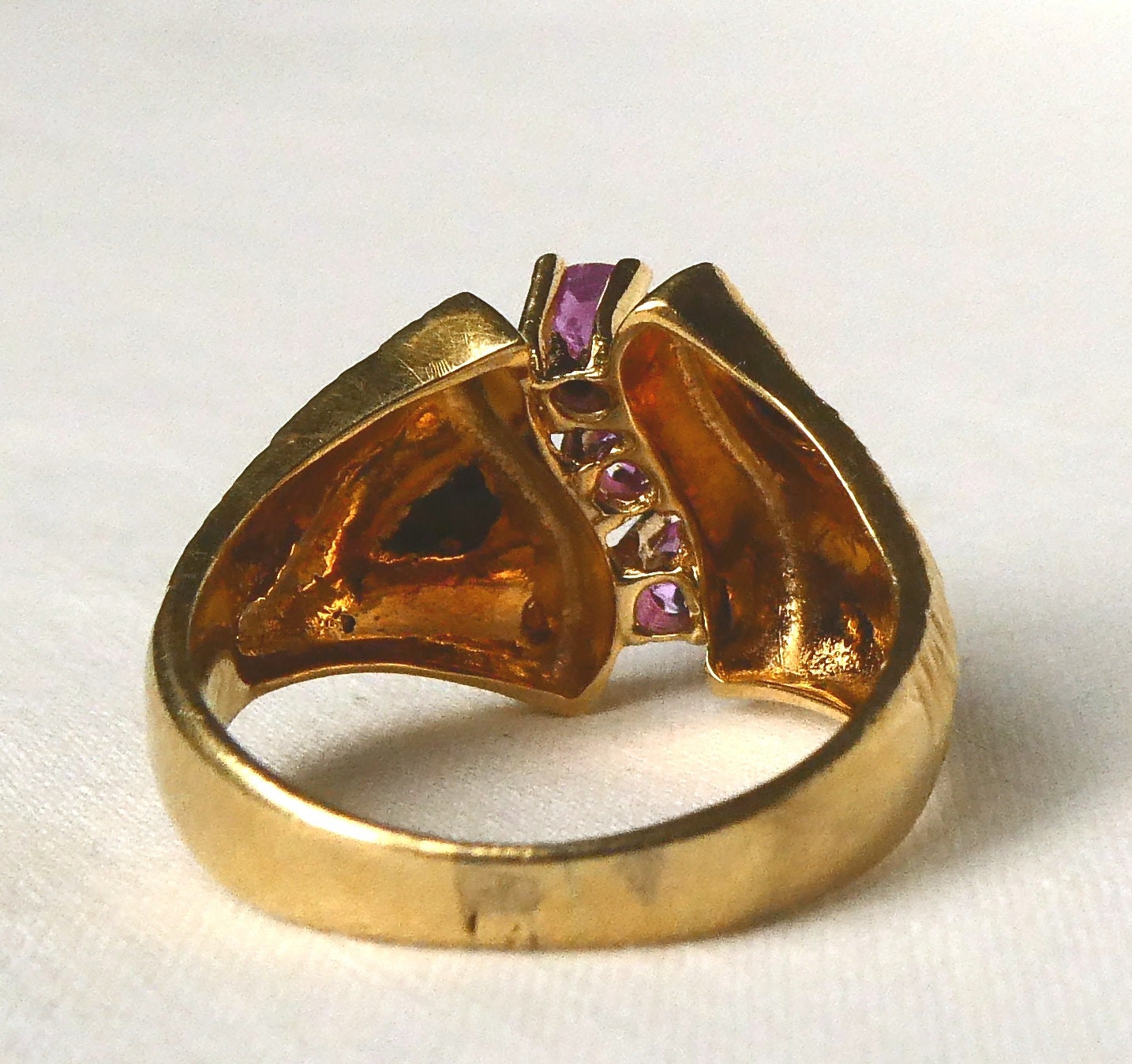 Vintage 18K Gold Ruby Ring Offset Angled 3 Stone Wide Band - Etsy