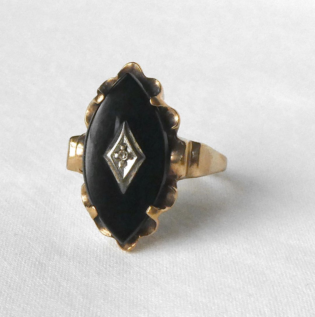 Vintage 1940s Marquise Black Onyx Diamond 10k Gold Navette Ring ...