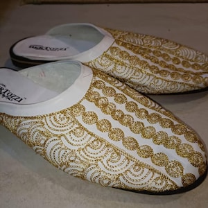 Hausa Traditional Embroidered Royal Shoes Unisex Green & Gold Handmade ...