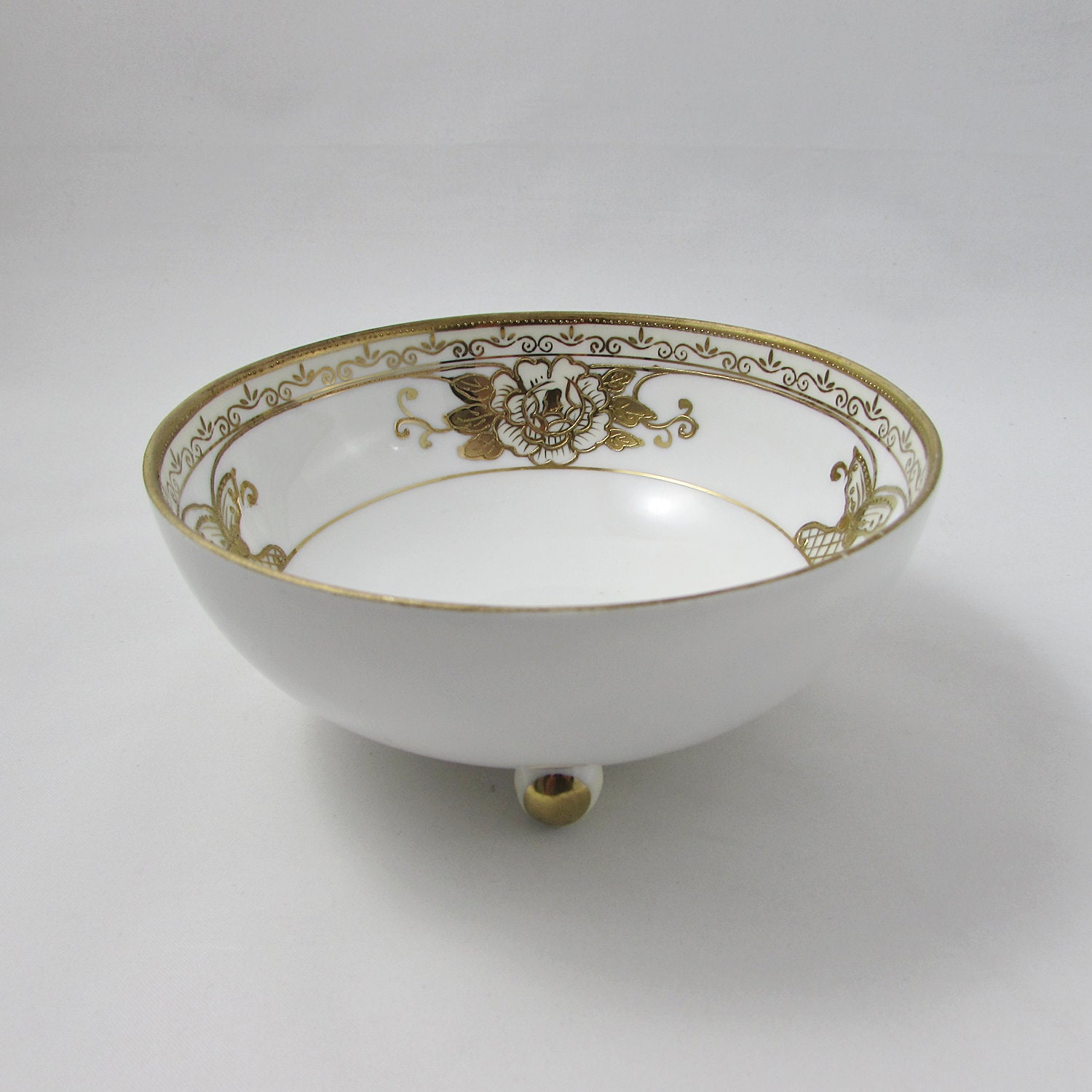 Bowls Home & Living 3 Toed China Bowl by Meito China etna.com.pe