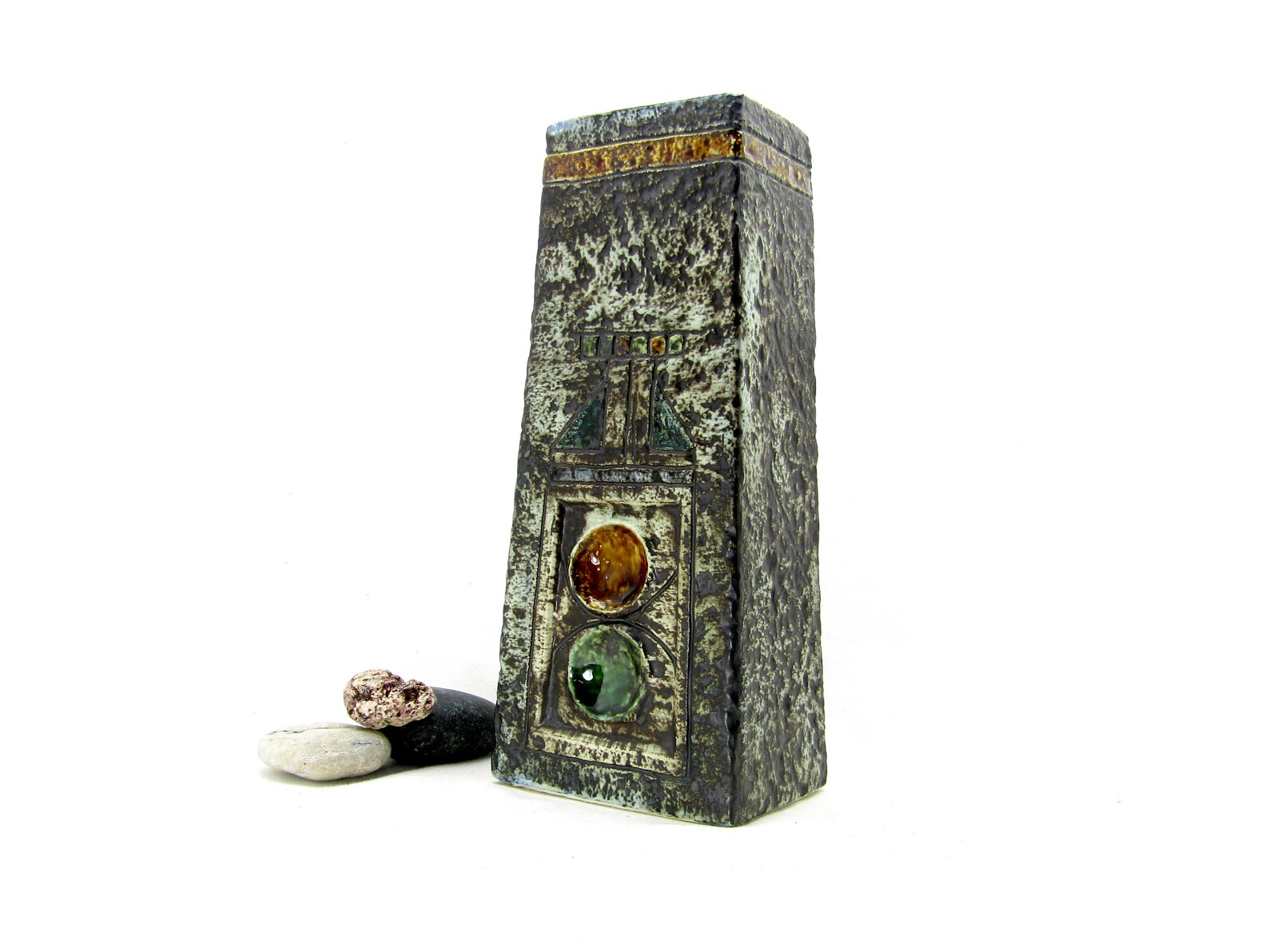 TROIKA Iconic Coffin Vase Lichen Moss Green Copper Oxide Reactive ...