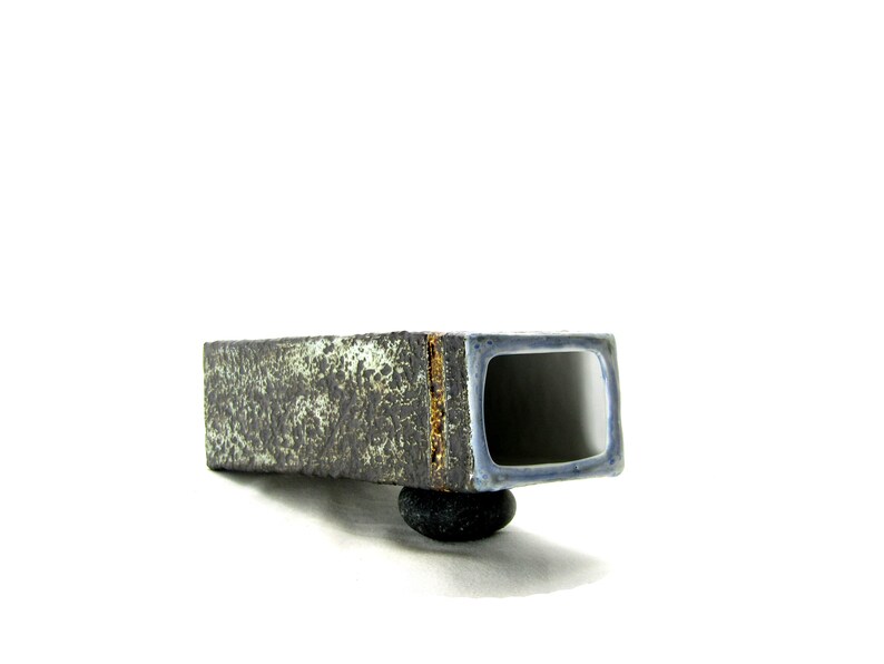 TROIKA Iconic Coffin Vase Lichen Moss Green Copper Oxide Reactive ...