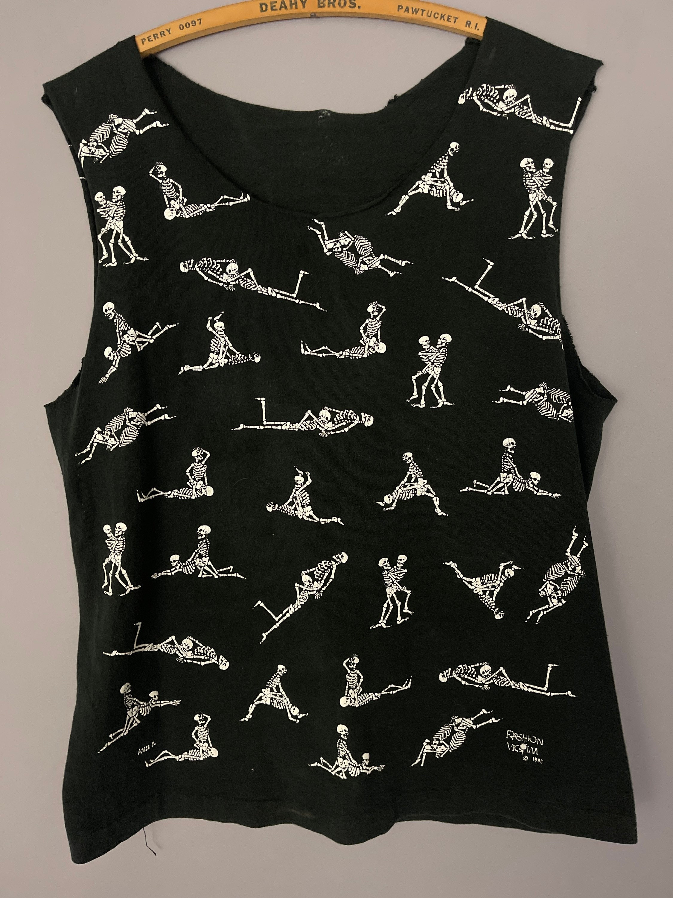 Skeletons Boners Vintage 90s T-shirt give Her Bone Sex Skeleton ...