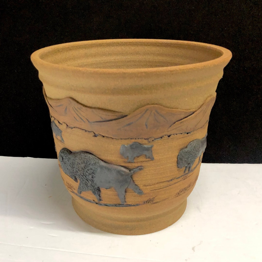 Foxlo Pottery “windy Plains Bison” 1993 Studio Pottery Planter Free ...