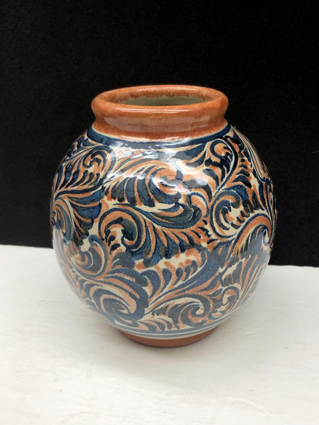 Capelo Studios Vase GTO Guanajuato Mexican Majolica Hand Painted ...