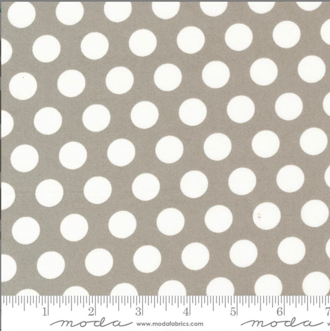 108" Favorite Things Stone Dots by Sherri & Chelsi for Moda Fabrics - Etsy