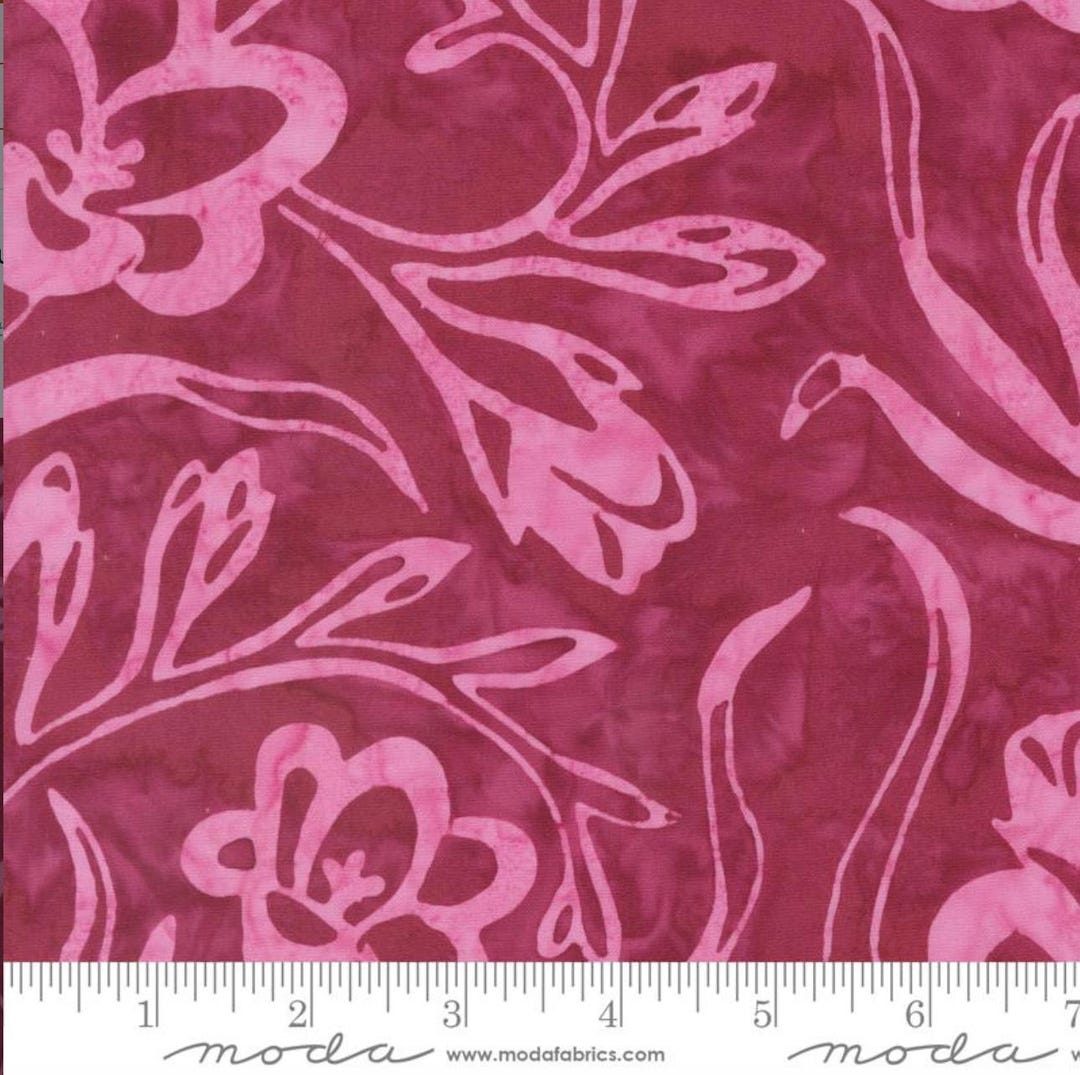 Berrylicious Batiks Cranberry by Moda Fabrics - Etsy